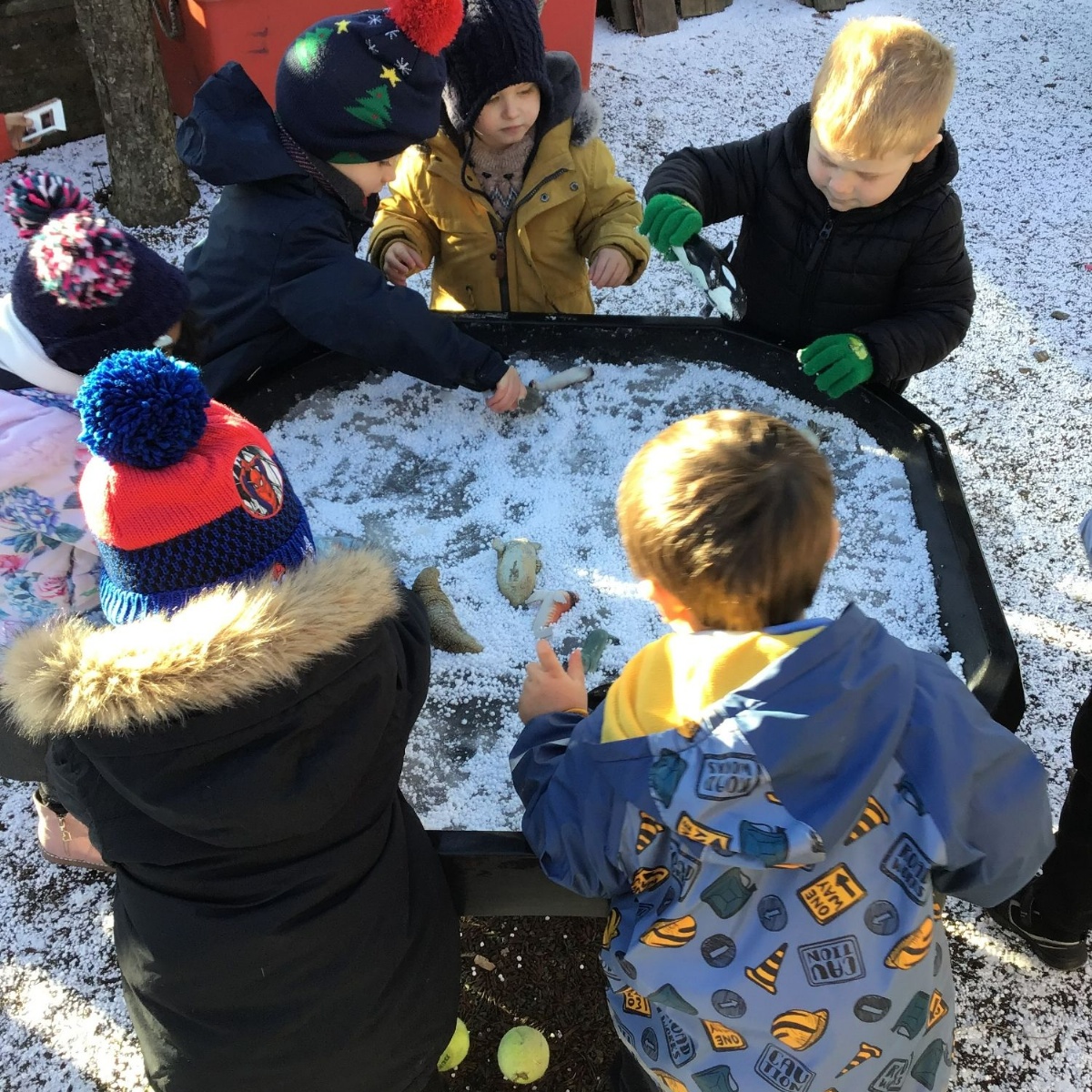 Fremington Primary School - Nursery Fun in the Snow!